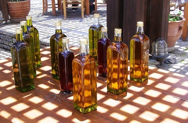 18 Authentic Crete Souvenirs to bring back from Crete