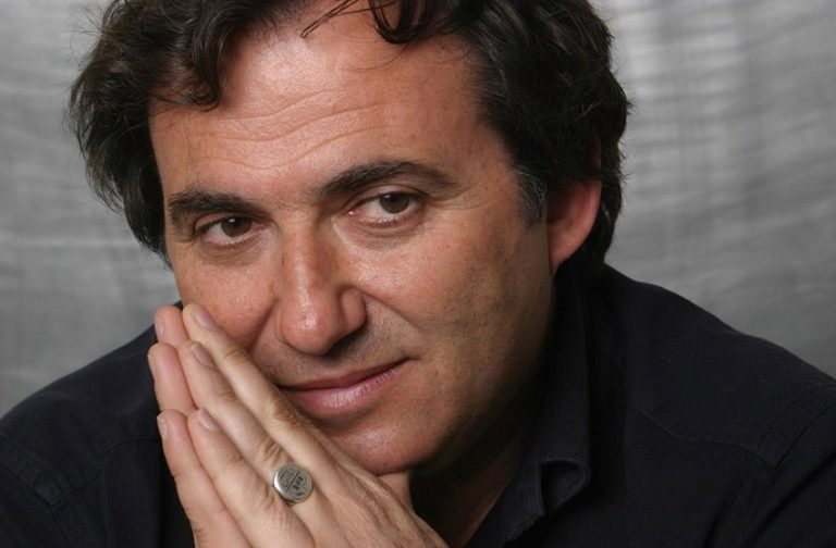 28 Most Famous Cretans: Artists, Chefs, Musicians and Scientists!