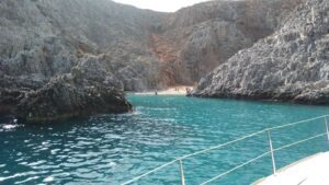 Dia Island: History, Myth, Attractions, Beaches and Car Rental