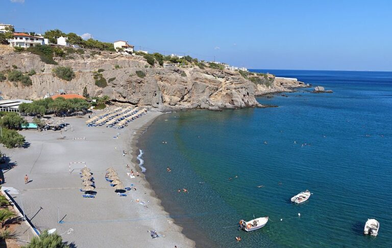 Koutsounari Crete is a tranquil seaside village with a 5km long beach