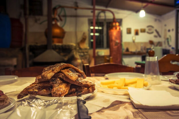 Cretan Raki - Tsikoudia: Facts, Origin, Distillation and Rakokazano