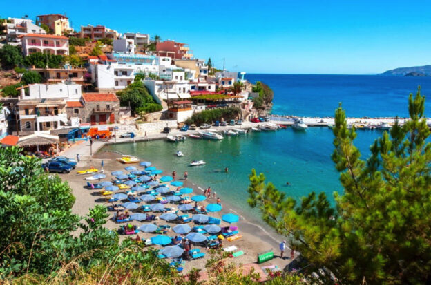 21 Best Beaches in Crete for Kids and Toddlers