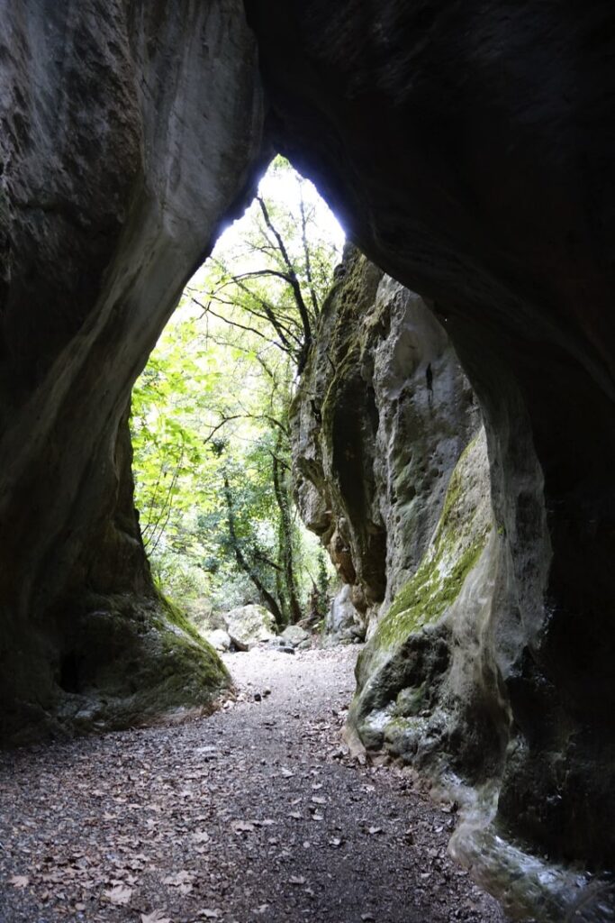 A Guide to Sarakina Gorge: History, Map, Hiking, and Car Rental