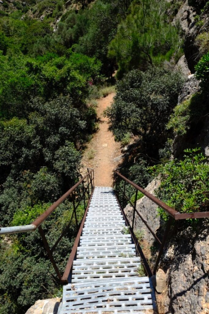Pefki Gorge: Hiking, Map, Attractions and Crete Car Rental