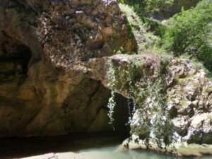 A Guide to Patsos Gorge: History, Map, Hiking, and Car Rental