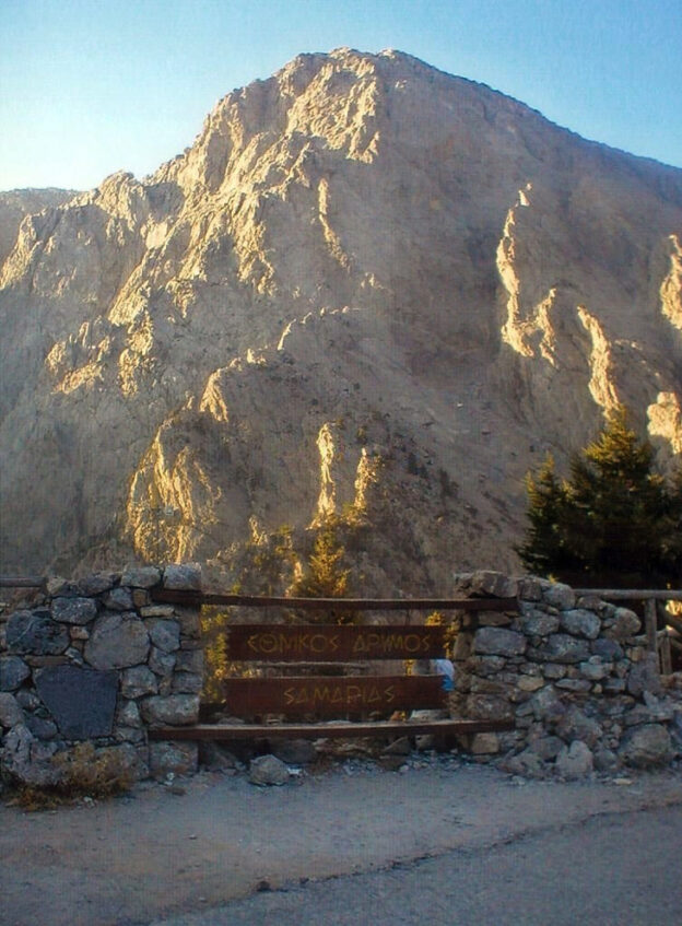 Samaria Gorge: Hiking, Open Hours, Map, Attractions and Car Rental Guide