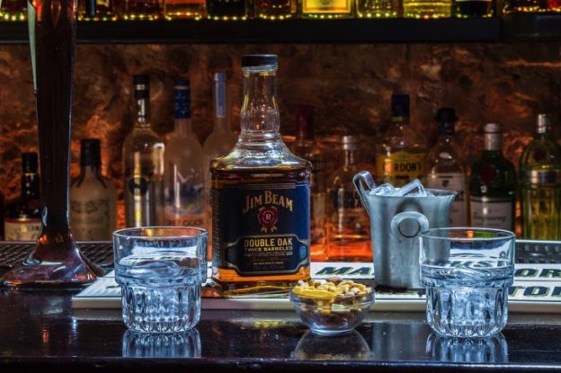 15 Best Bars in Chania: A Traveler’s Guide to Chania Nightlife