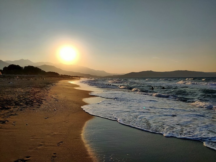 Episkopi Beach: Breathtaking Beach in Crete