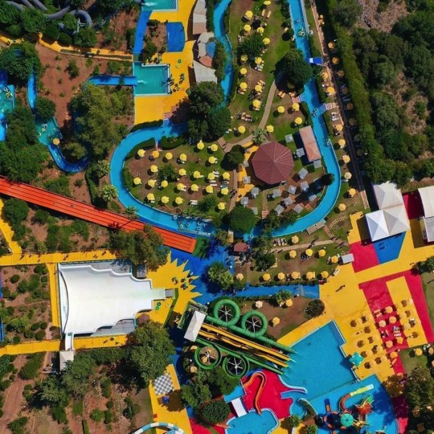 Acqua Plus Waterpark: Location, Travel Guide and Transportation
